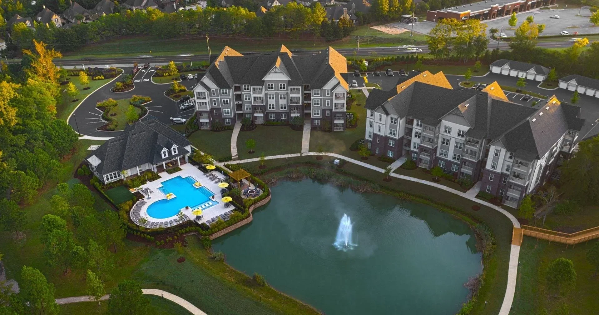 Gallery: Luxury Rentals in Vestavia Hills, AL - Vestavia Reserve